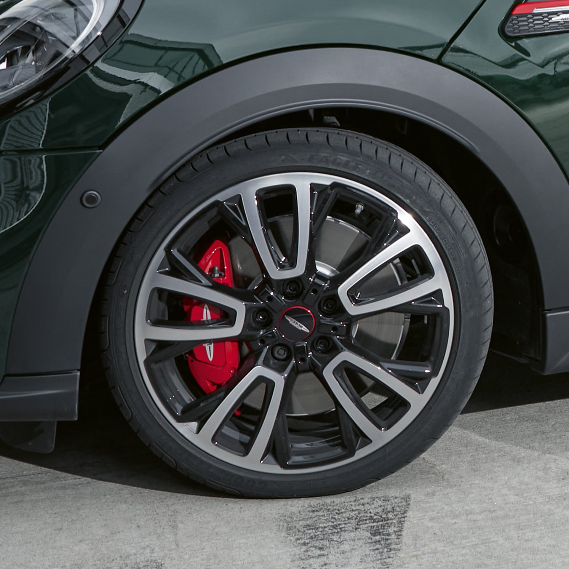 MINI Tyrelabel - the perfect tyres for your MINI | MINI UK