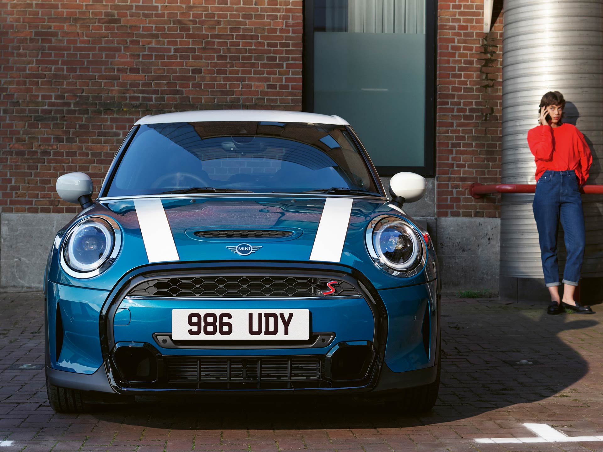 Smaller Business Car Leasing | MINI UK
