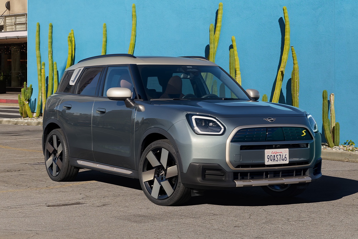 The New All-Electric MINI Countryman 2025 | MINI UK