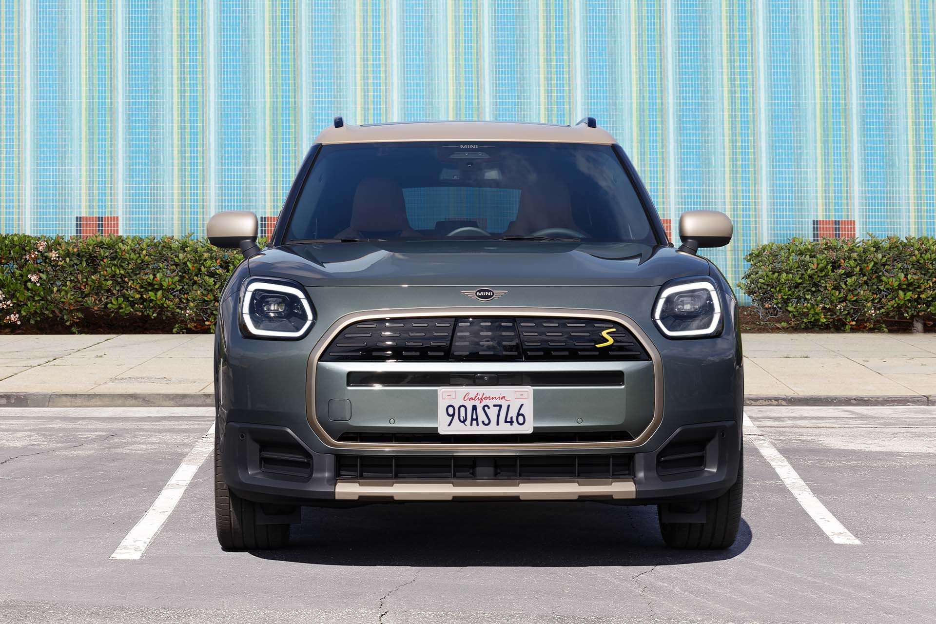 The New All-Electric MINI Countryman 2024 | MINI UK