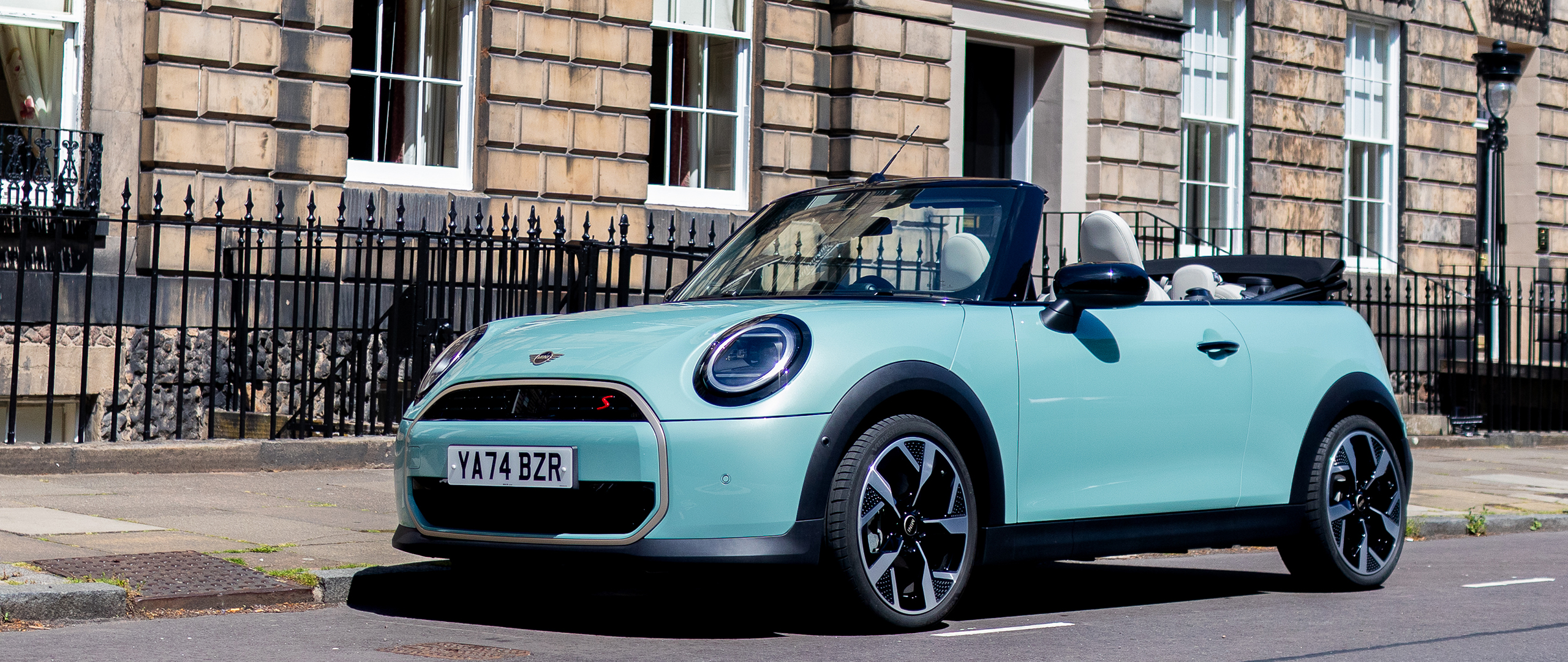 MINI UK Official Website: Find, Configure, Customise Your Car