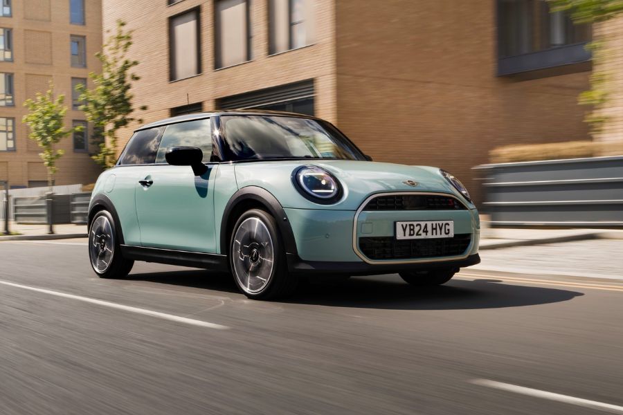 2026 MINI Cooper 3-Door Hatchback - Model & Interior