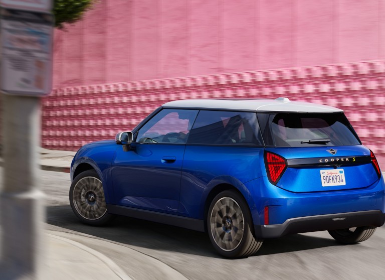 Company Car Drivers & Leasing | MINI UK