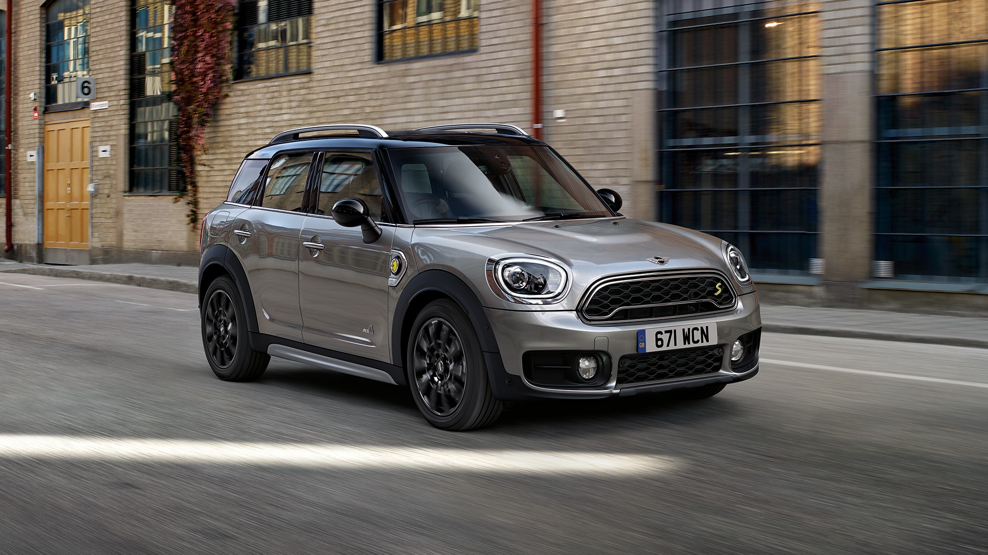 MINI Countryman Plug-in Hybrid | MINI Engine Technology | MINI UK