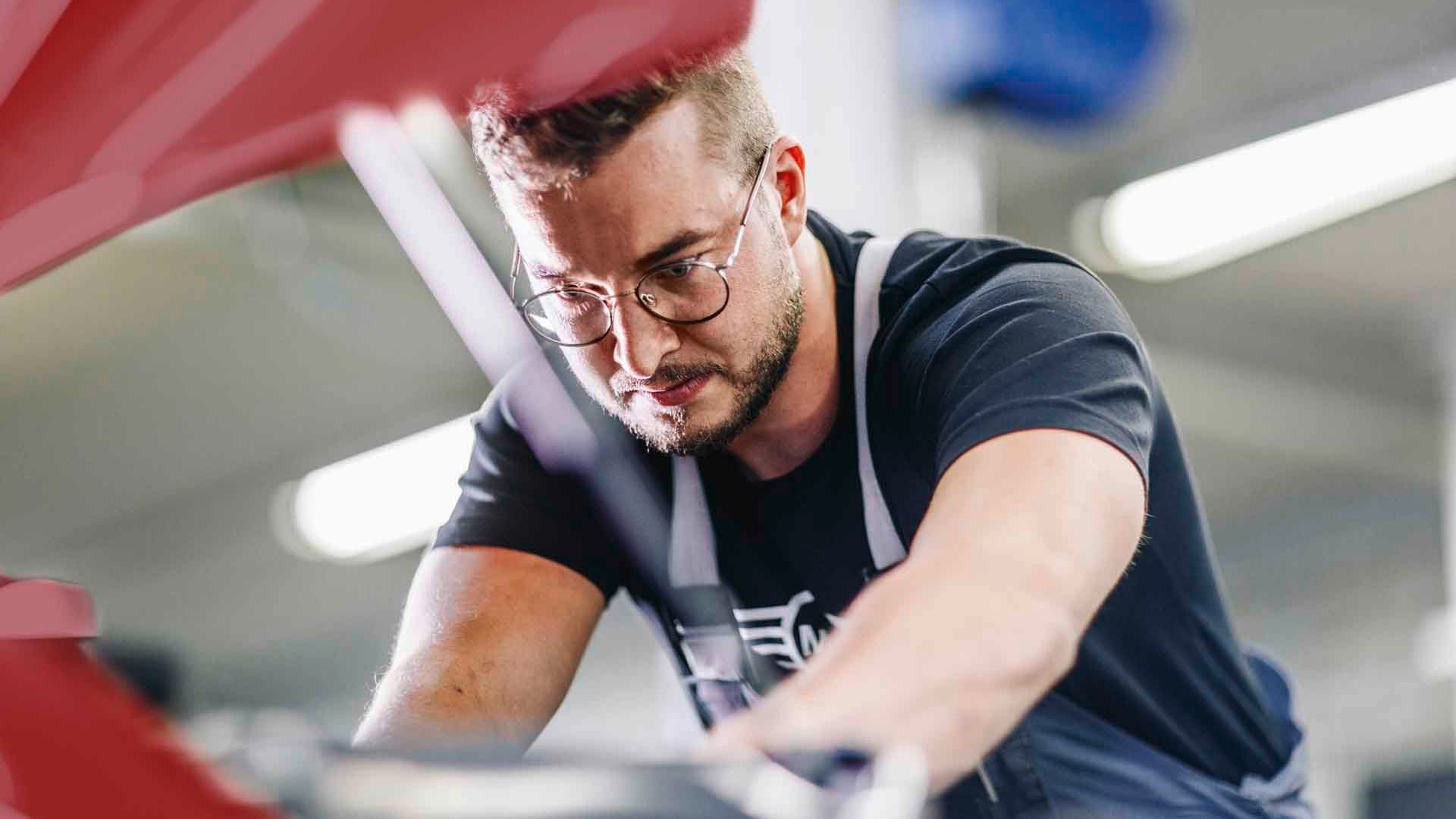 MINI Battery Replacement | Owners Guides | MINI UK