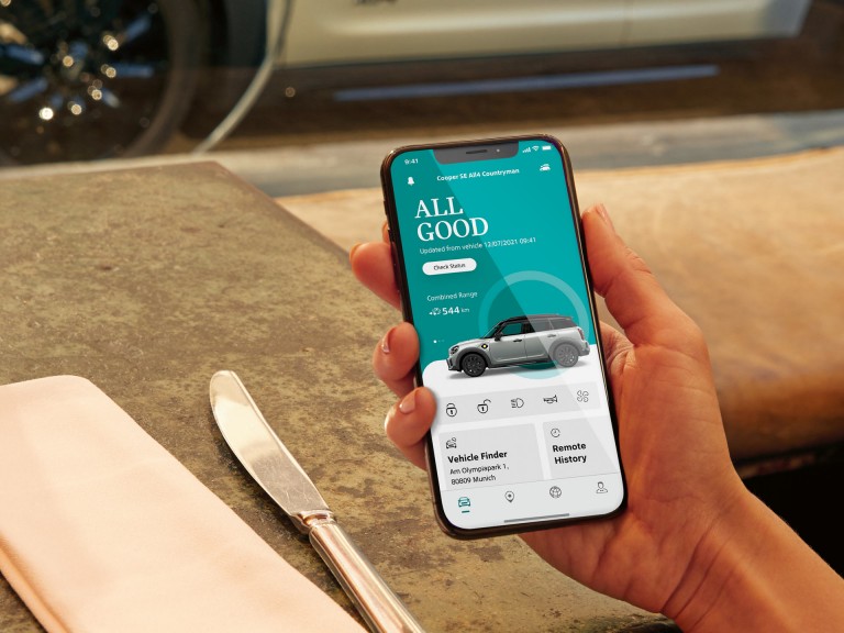 MINI Connected: Your Journey | MINI UK