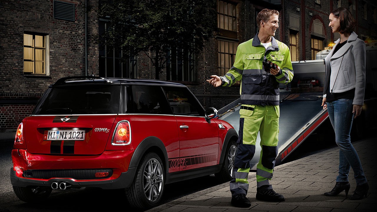 MINI Safety Features | MINI UK